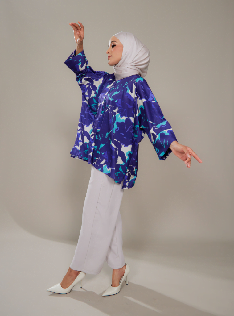 Fatimah Casual Blouse in Anggun – Thearco